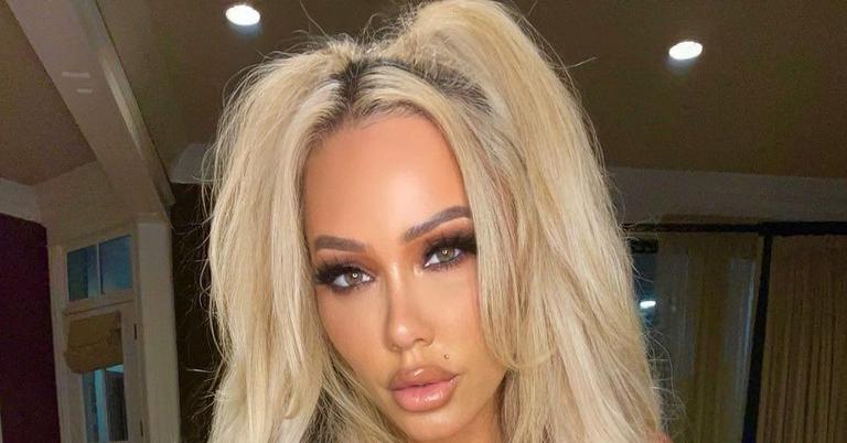 Bunnie Xo Sizzles In See-Through Leggings Bunnie Xo Sizzles In See-Through Leggings